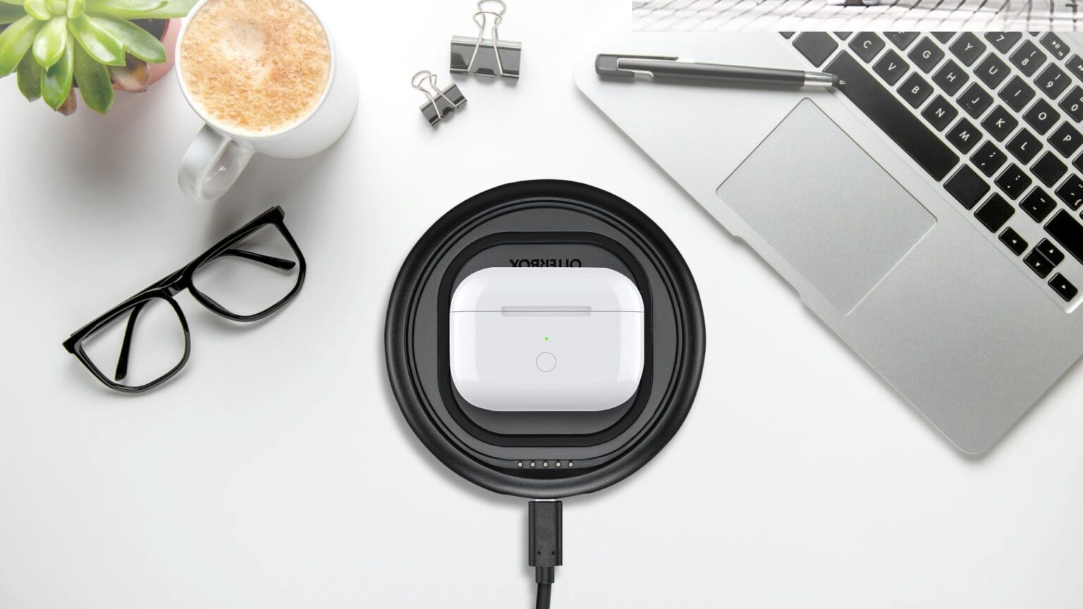 10 Best Wireless Charging Cases for AirPods in 2023 - Techtouchy