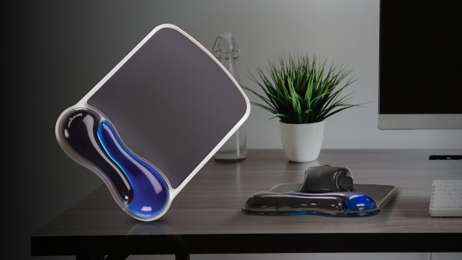 11 Best Ergonomic Mouse Pads with Wrist Support in 2023 - Techtouchy